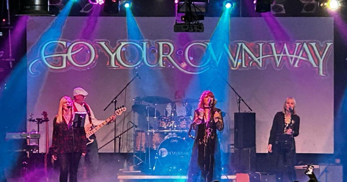 Go Your Own Way - Fleetwood Mac Tribute