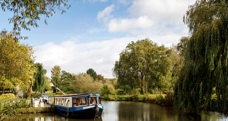 CM Exeter & Canal Cruise by Coach